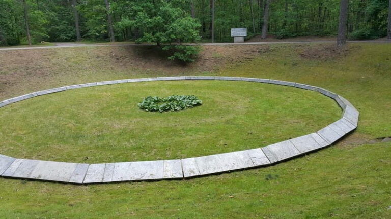 From Vilnius: Kaunas, Trakai and Paneriai Forest - Who Should Consider This Tour?