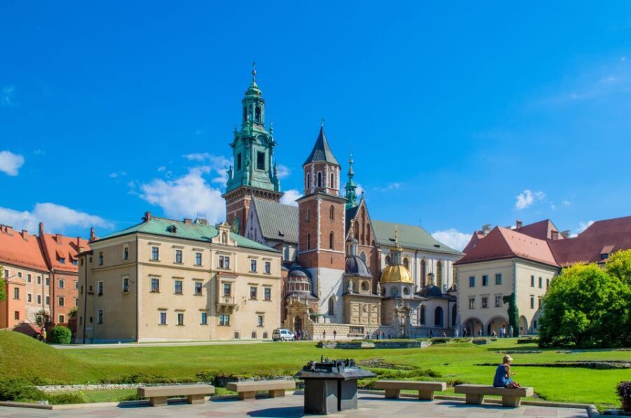 From Warsaw: 3 or 6-Hour Krakow Tour by Private Car - Breaking Down the Itinerary