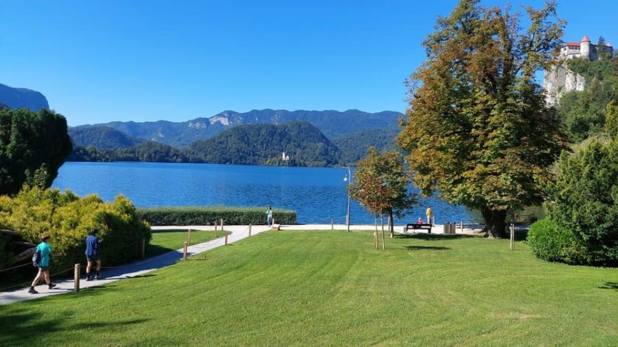 From Zagreb: Highlights Day Tour to Bled and Ljubljana - Exploring Lake Bled: Nature’s Fairy Tale