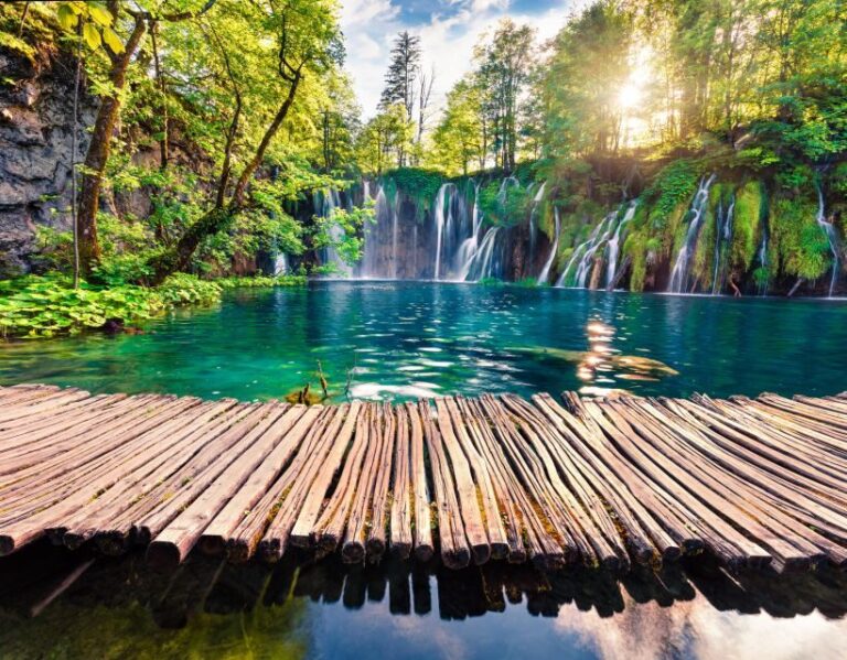 From Zagreb: Plitvice Lakes & Rastoke Private Tour - The Natural Wonder of Plitvice Lakes