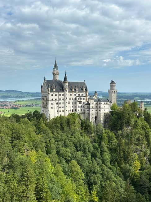 From Zurich: Neuschwanstein Castle Private Tour with Lunch - The Transportation and Logistics