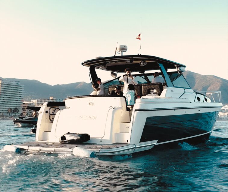 Fuengirola : Luxury cruise private yacht VIP sunset - The Value Proposition
