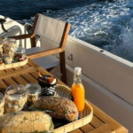 Fuengirola: Sunrise Boat Tour with breakfast and drinks - Why This Tour Works Well for Travelers