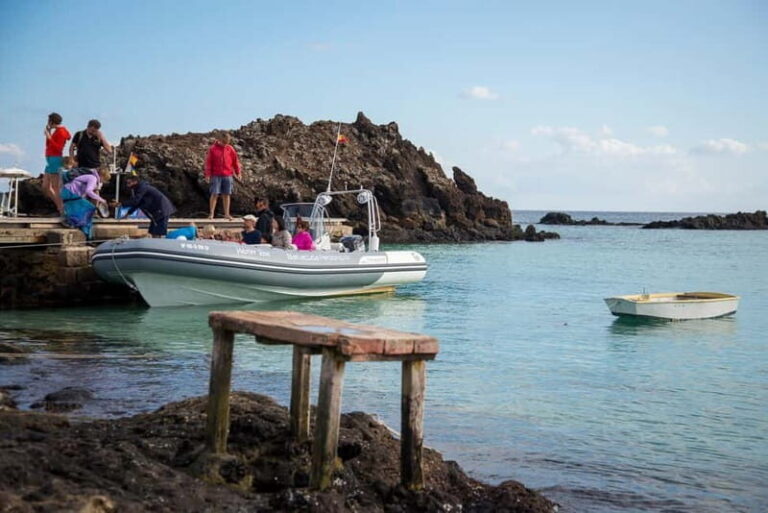 Fuerteventura: 1 hour private mini-cruise on Lobos Island - The Practicalities: What to Expect