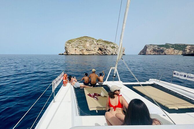 Full day Catamaran cruise in Porto Conte Natural Park - Practical Details and What to Expect