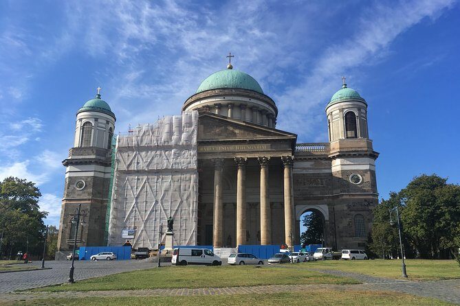 Full Day Guided Private Tour Around The Legendary Danube Bend - What Makes This Tour Stand Out?