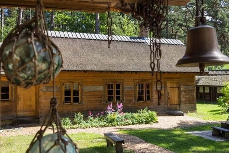 Full Day in Jurmala and Kemeri National Park - Coastal Charm and Cultural Insights on Jomas Street