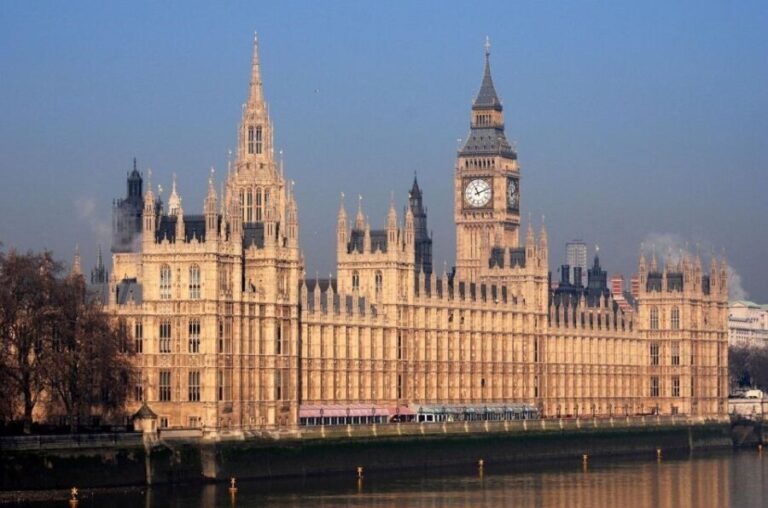 Full Day London Private Tour Including London Pass - Historic Landmarks in Detail