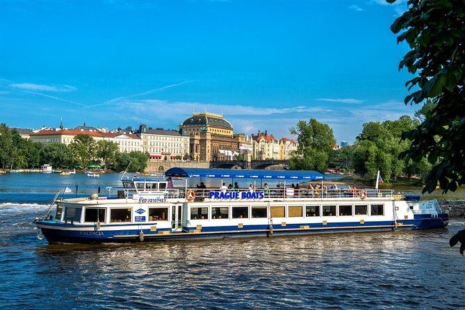Full-Day Prague in a Nutshell Walking Tour with delicious Lunch-Cruise - What to Expect from This Tour