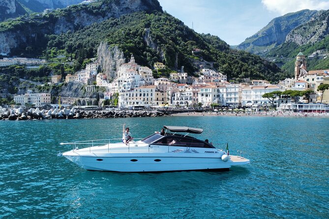 Full day private boat tour to the Island of Capri - A Review of the Full Day Private Boat Tour to the Island of Capri