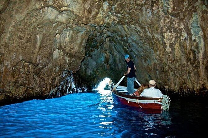 Full Day Private Capri Boat Tour from Praiano - Itinerary Breakdown: What to Expect