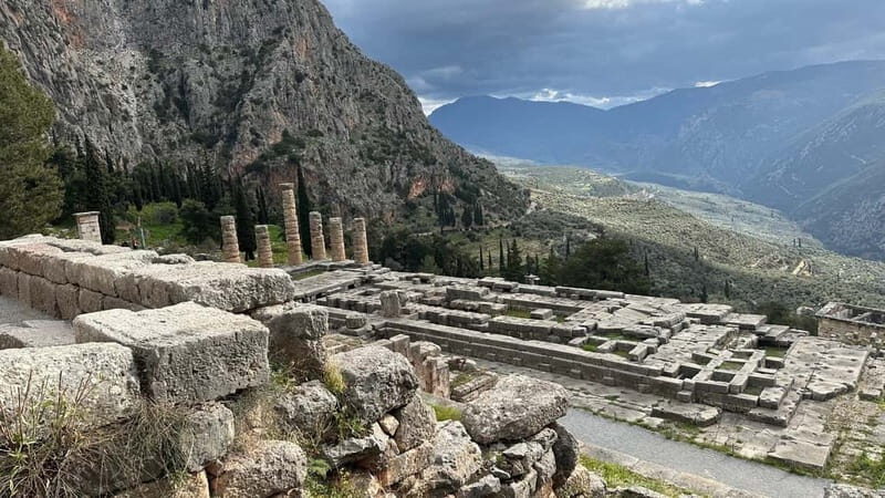 Full Day Private Tour Delphi Navel Of Earth Hosios Loukas 8h - Diving Into the Itinerary: What Makes Each Stop Special