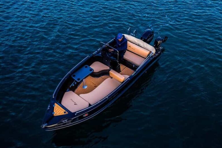 Full Day Santorini Boat Cruise -License Free- - Detailed Itinerary and Highlights