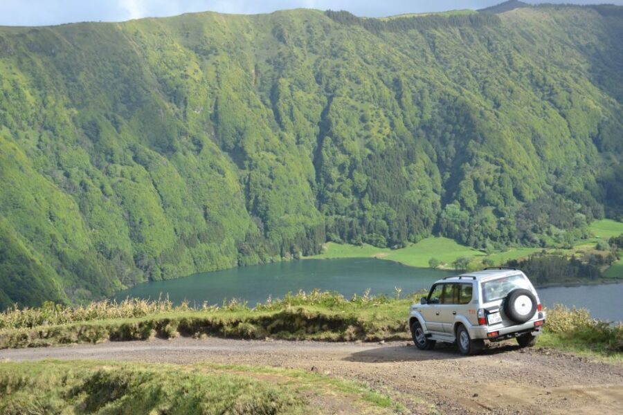 Full-Day Sete Cidades & Ferraria from Ponta Delgada - The Experience in Focus