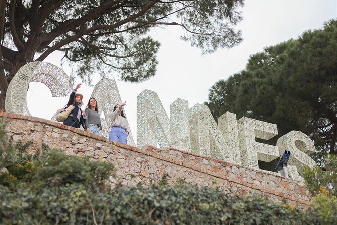 Full-day Tour Nice, Cannes and Antibes from Nice - Transportation and Group Size