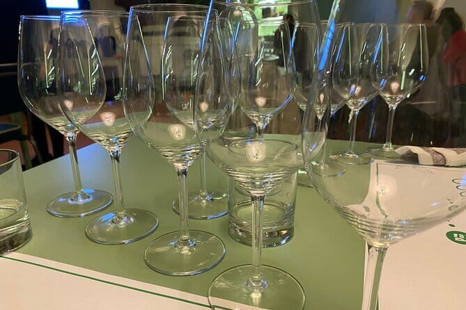 Fun wine tasting from our unique selection in the heart of Florence - What the Reviews Say