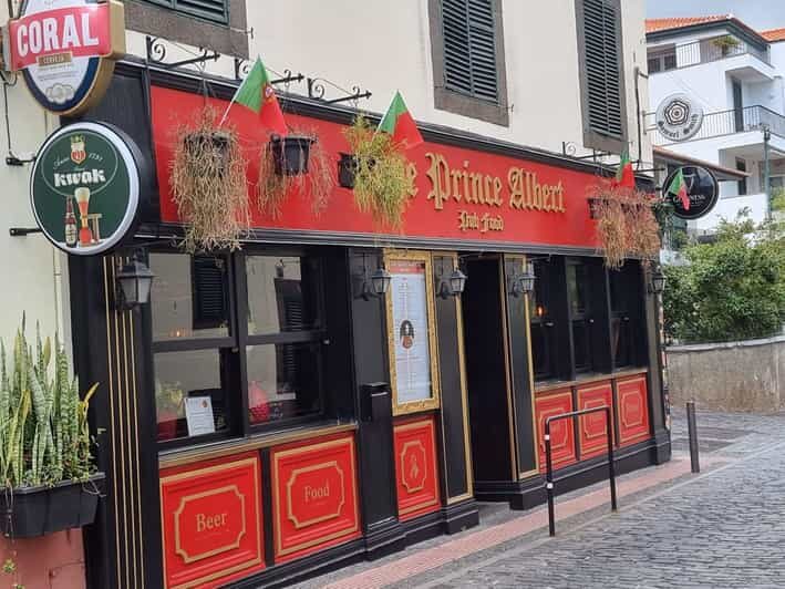 Funchal: Pub Crawl - The Itinerary: What to Expect Step by Step