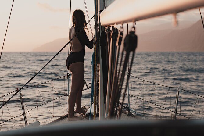 Funchal Sunset Sailing Private Tour - Meeting Point and Timing