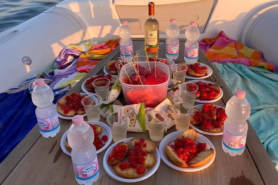 Gallipoli - Porto Selvaggio Torre Uluzzo Boat Tour +Aperitif - Highlights of the Experience
