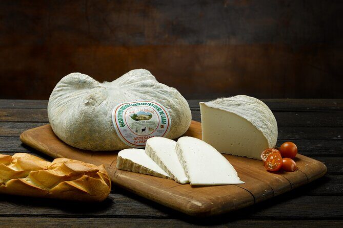 Gastronomic Experience in the Caves of Hoya de la Iglesia - Authenticity and Value