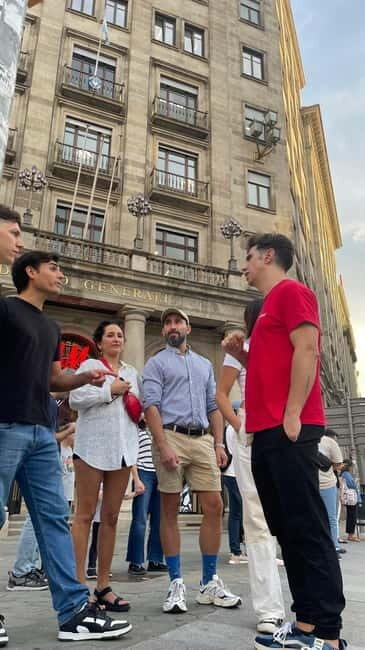 Gaudís Barcelona: Architecture & Tasty Tap with Drink - Discovering Barcelona’s Modernist Heritage