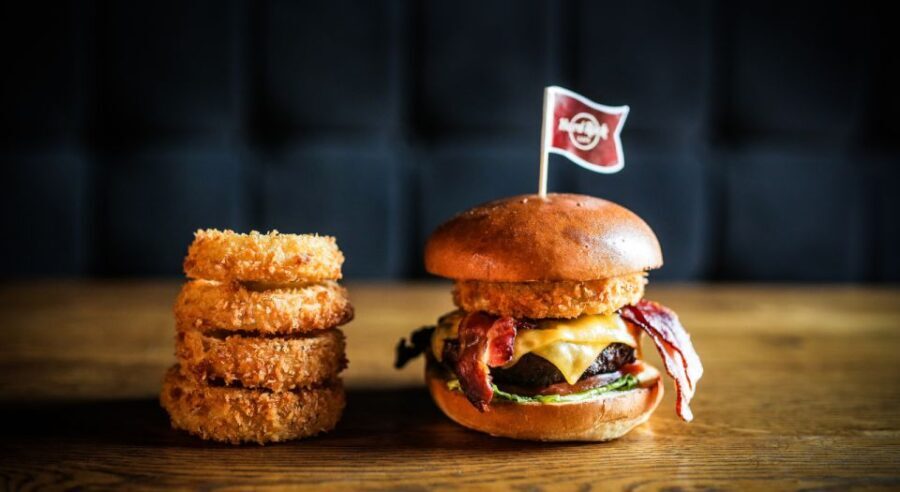 Gdansk: Legendary Burger and Zywiec Beer at Hard Rock Cafe - The Itinerary in Detail