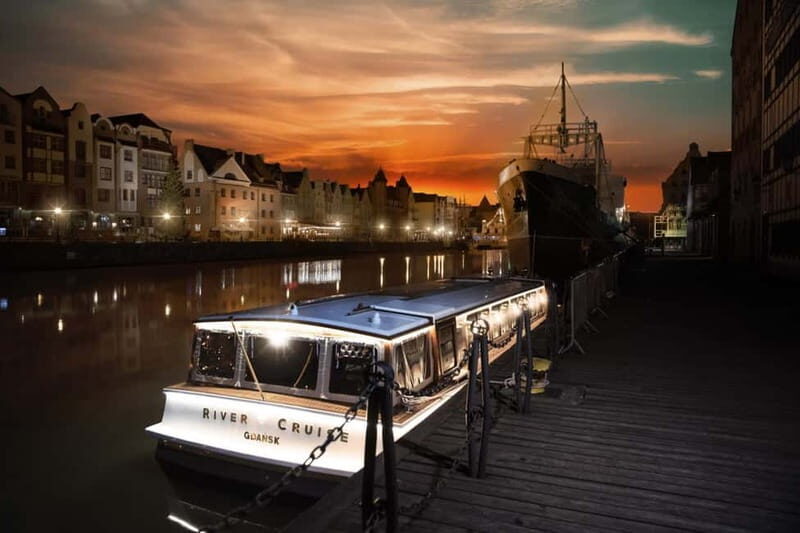 Gdansk: Luxury Dinner Cruise in the Old Town - The Breakdown of the Itinerary
