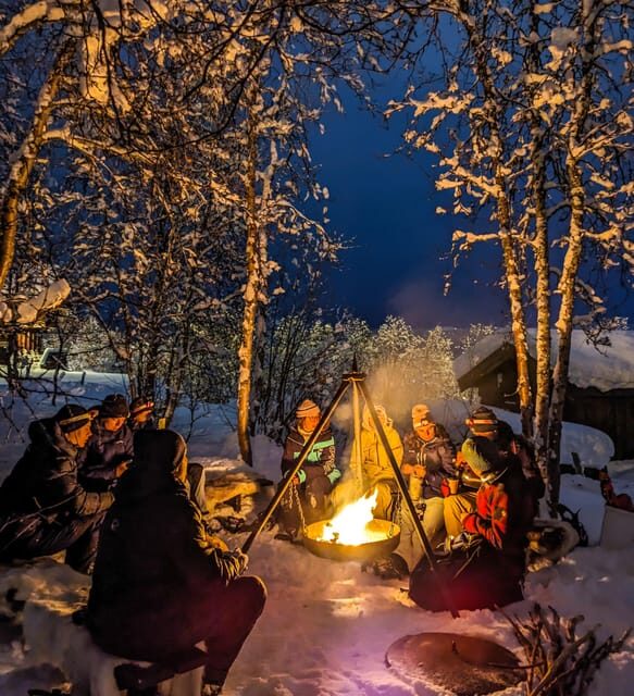 Geilo: Evening family tour with sledge, campfire and fun! - Snowshoeing: A Gentle Intro to Winter Exploration