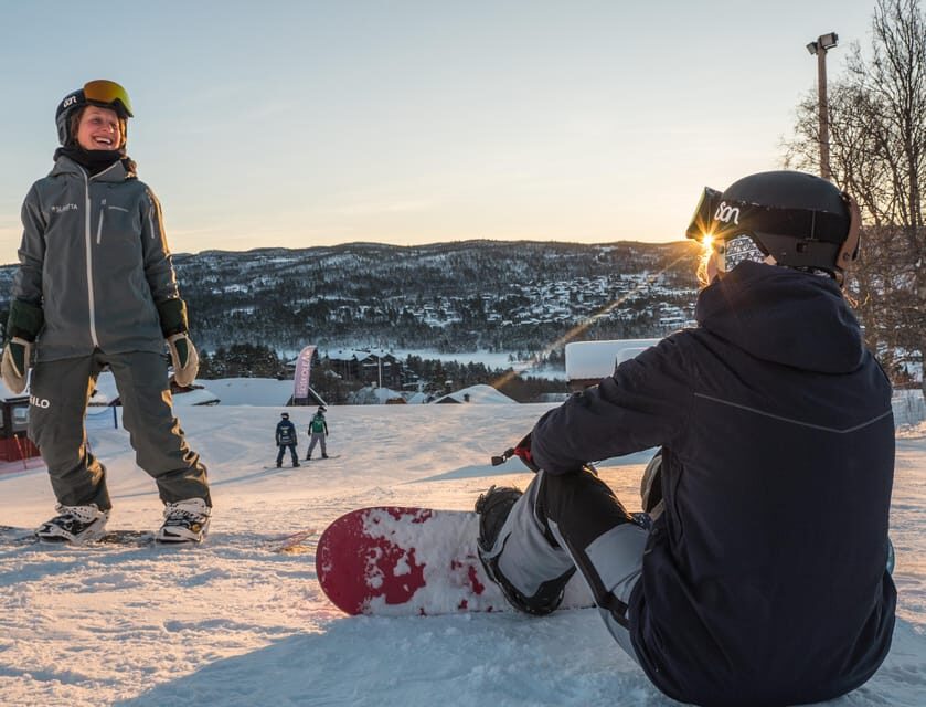 Geilo: Snowboard taster - Equipment and Safety