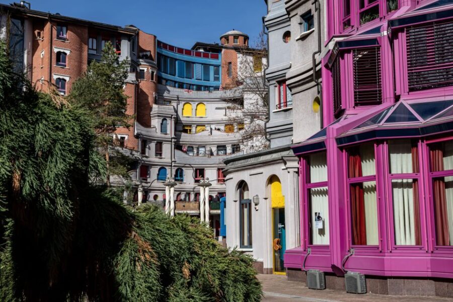 Geneva: Insta-Perfect Walk with a Local - The Balance of Price & Value