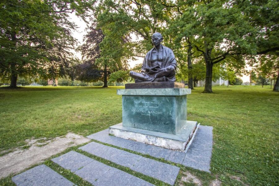 Geneva: Private Exclusive History Tour with a Local Expert - Why This Tour Stands Out