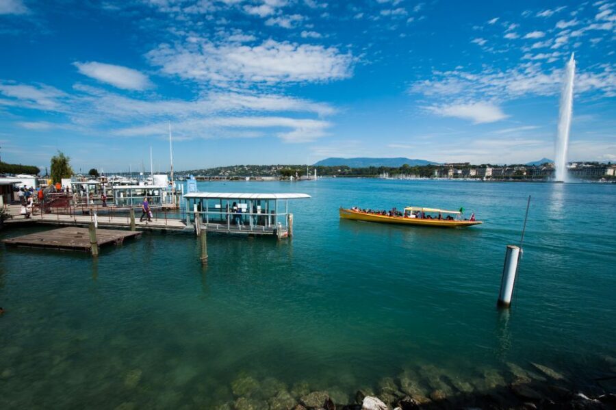 Geneva: Scenic Lake Cruise with Snacks and Wine - What the Reviews Say