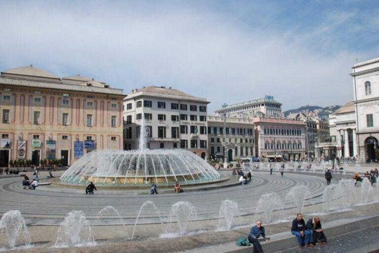Genoa: Hop-on Hop-off Tour Ticket - FAQ