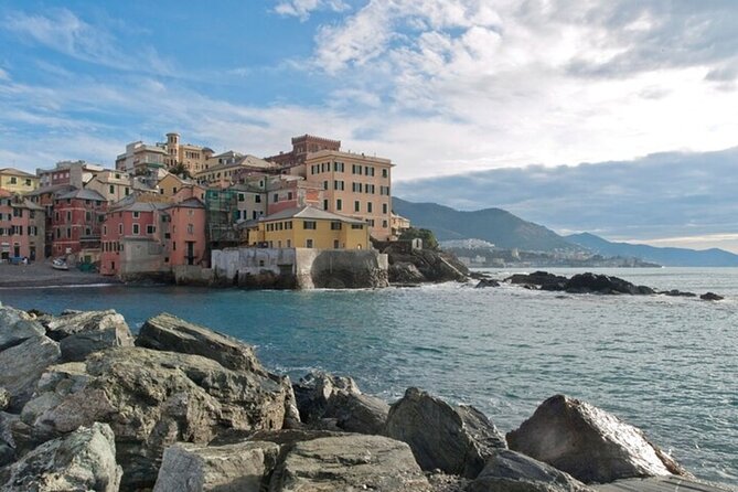 Genoa Must-See Attractions Walking Tour With A Guide - Key Points
