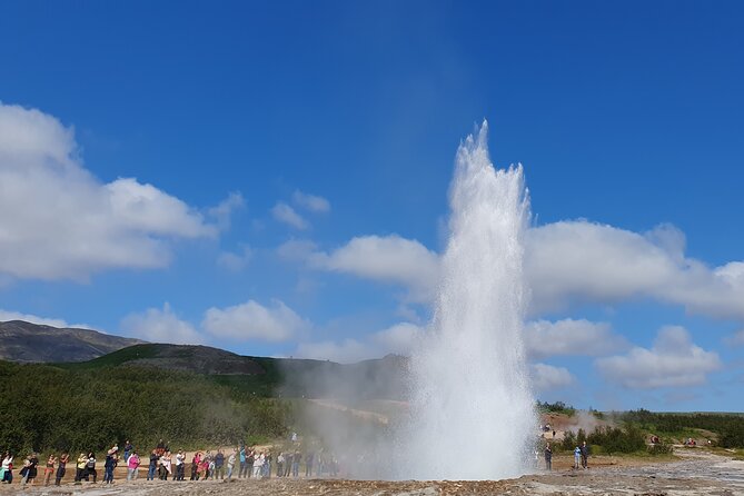 German-speaking Private Golden Circle Tour - Key Points