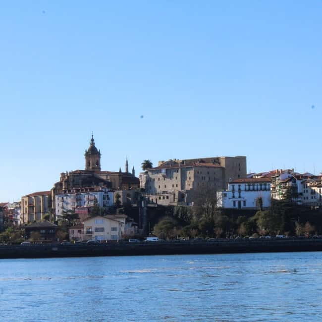 Get to know Hondarribia by sea. Audio-guided boat tour - Discovering Hondarribia by Sea: A Practical and Authentic Adventure