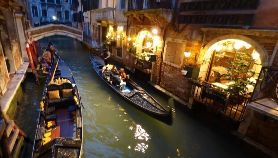 Ghosts of Venice: Castello, Malibran Theater, Cannaregio - Practical Aspects of the Tour