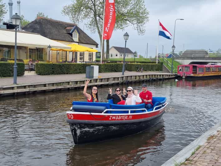 Giethoorn private tour with open boat and local captain - What’s Included and Practical Details