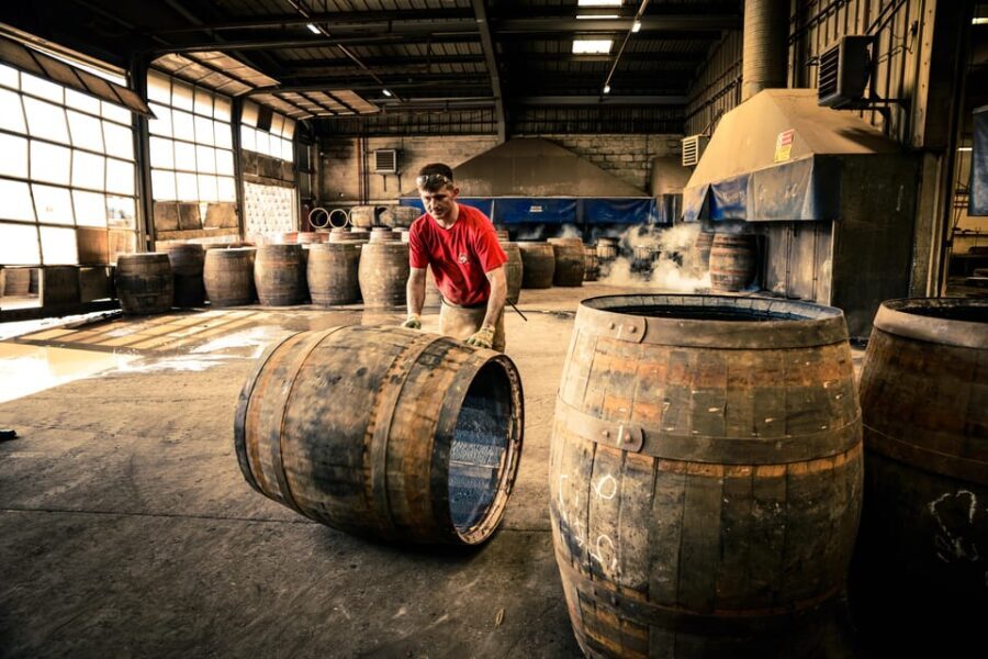 Glasgow :Go Drinking whisky with a Scotsman. - The Sum Up: The Value of Authentic Whisky Tasting in Glasgow