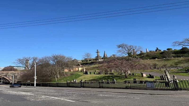 Glasgow Necropolis: Private Tour with Local Guide - Exploring the Necropolis: What You’ll See and Learn