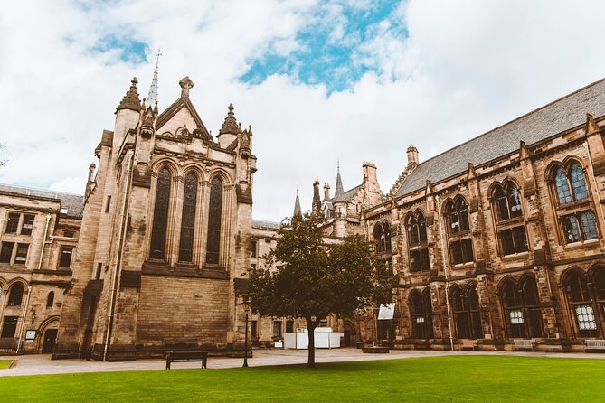 Glasgow Scavenger Hunt and Highlights Self-Guided Tour - Key Points