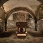 Gloucester Cathedral: Crypt Tour - Exploring the Crypt Tour in Detail