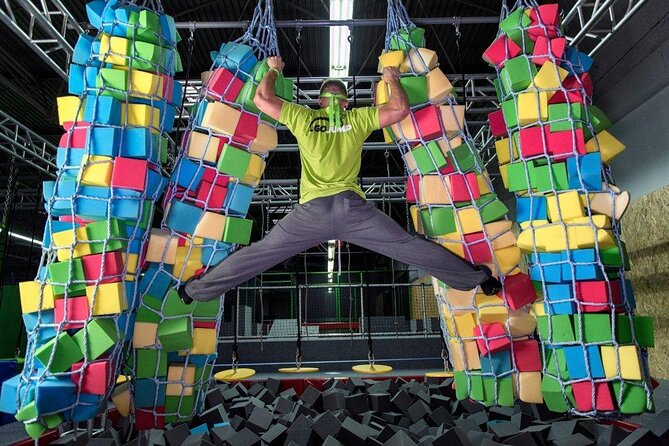 GOjump MEGAPARK Kraków-Sikorki 1h ticket: GOair Inflatable Park - Key Points