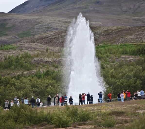 Golden Circle & Secret Lagoon & Friðheimar - PRIVATE TOUR - Analyzing the Value