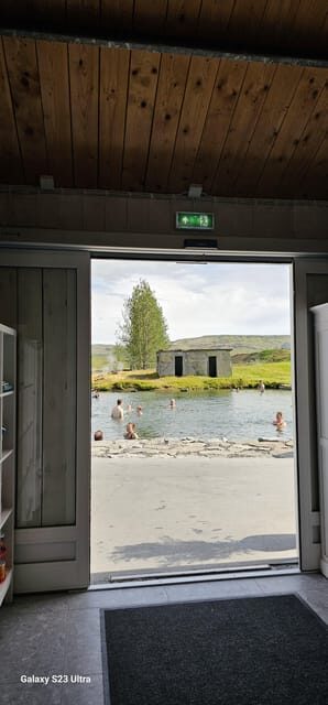 Golden Circle with Friedhamer Farm and Lagoon - Key Points