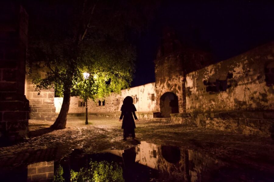 Görlitz: Ghosts and Spooky Historical Night Walking Tour - What the Tour Includes