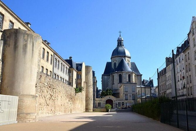 Gothic Paris - Castles & Cathedrals (Marais History Walk-Small Group Tour) - The Experience You Can Expect