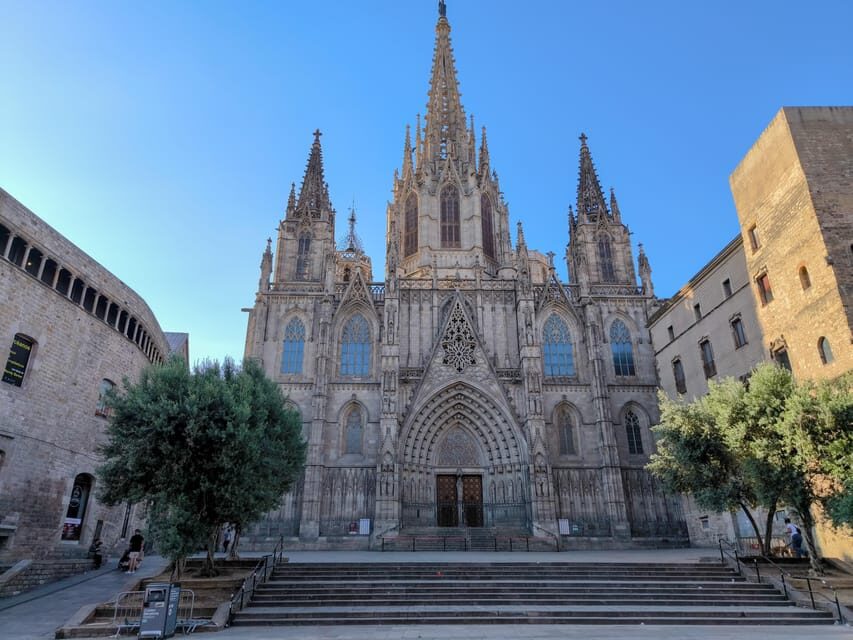 Gothic Quarter & Gaudí's Treasures Small-Group Tour - A Closer Look at the Itinerary