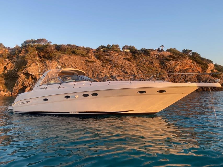 Gran Canaria: Excursion on private yacht with drinks, lunch and snorkeling - Water Activities That Elevate the Experience