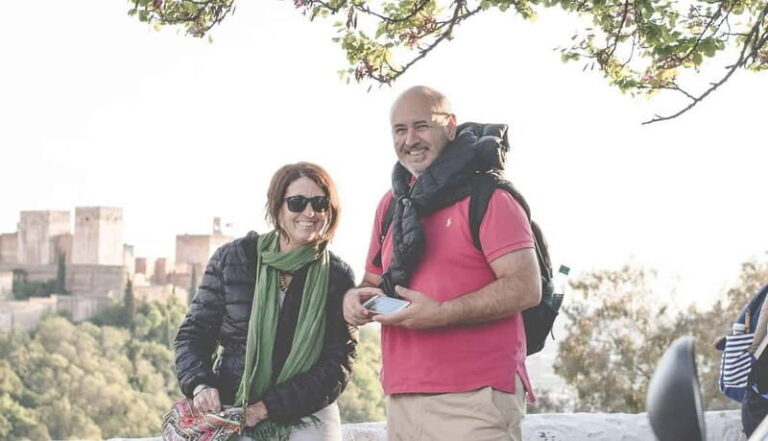 Granada: Albayzin and Sacromonte Hybrid Walking Tour - A Closer Look at the Tour Itinerary